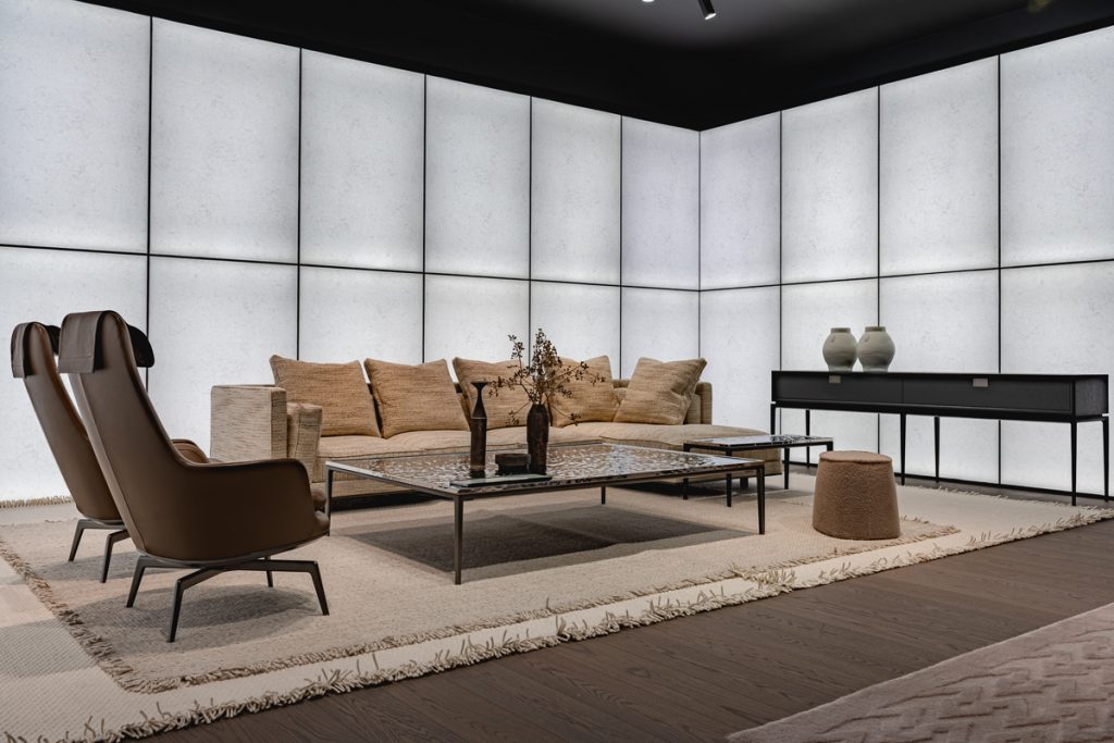 骨董通りに誕生。インテリアの次の時代を予感させる「B&B Italia Tokyo | Maxalto Tokyo 」 - BEARS ...