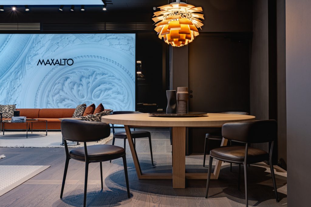 骨董通りに誕生。インテリアの次の時代を予感させる「B&B Italia Tokyo | Maxalto Tokyo 」 - BEARS ...